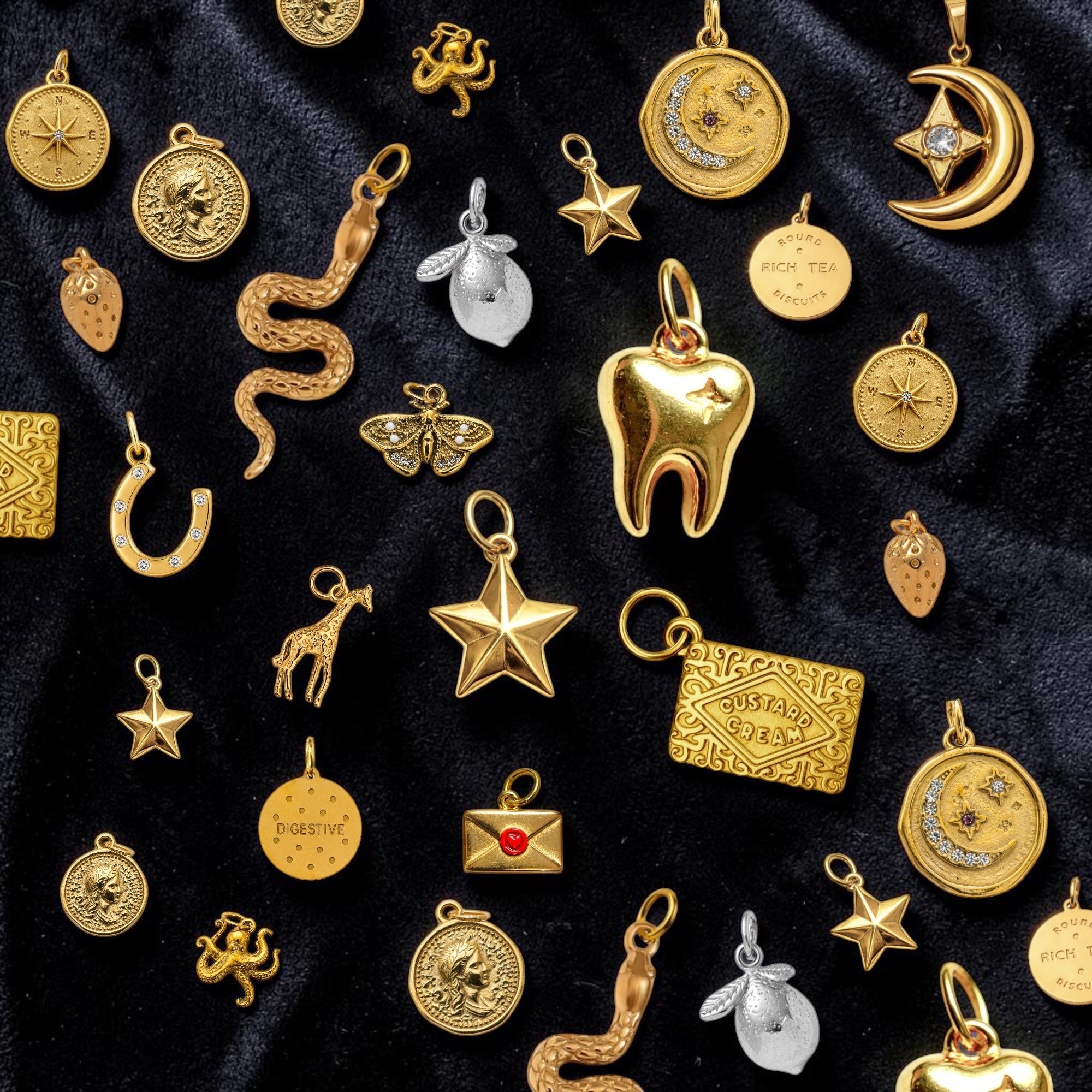 Gold Pendant Necklaces UK | Waterproof Charms + Pendants | Astra Lumiere